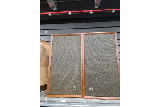 Vintage Dynatron stereo with matching speakers