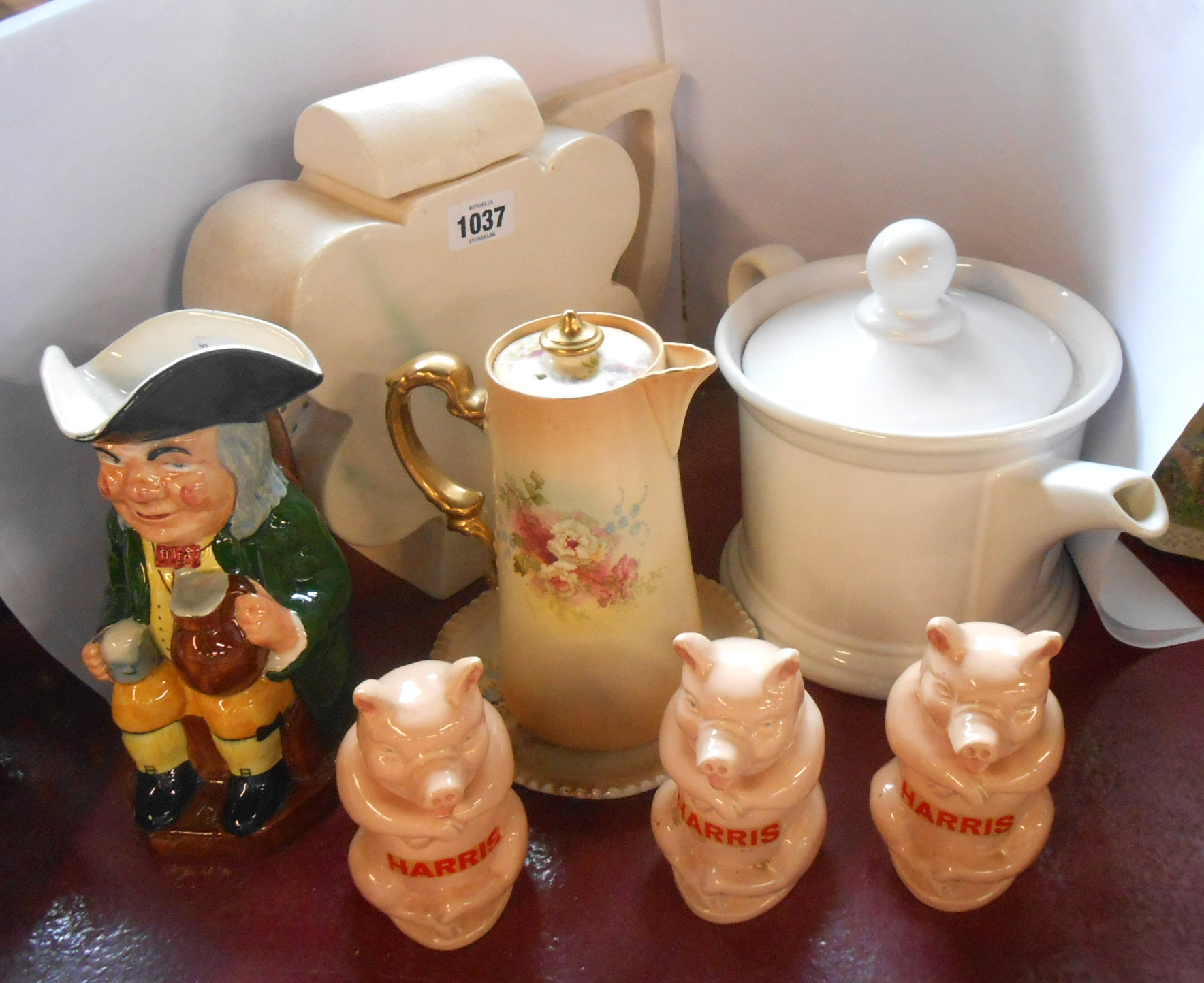 A quantity of ceramics including Kelsboro Ware Toby Jug, Fieldings ...