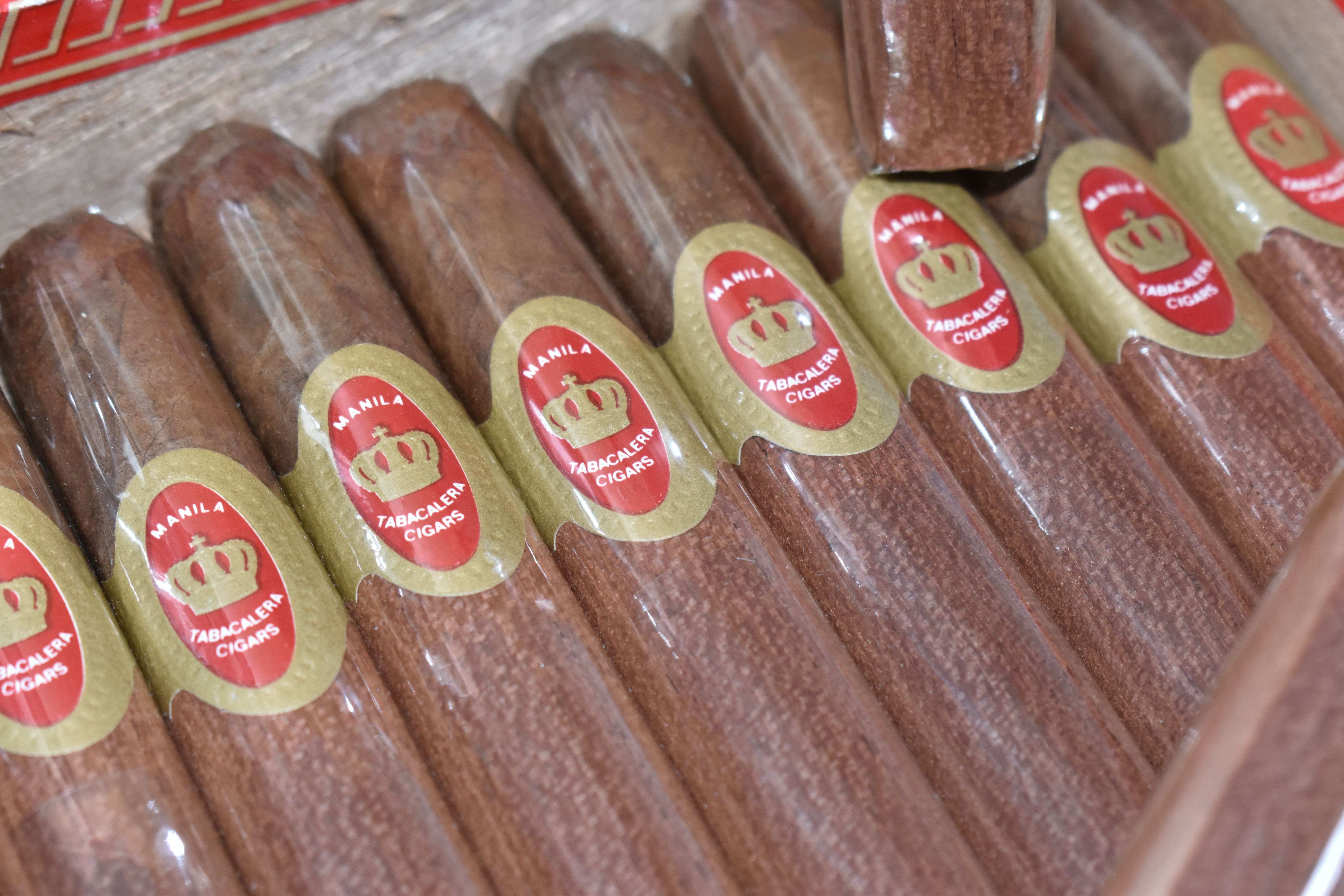 ONE BOX OF TABACALERA (PHILIPPINES) CIGARS comprising 14 'Manila ...