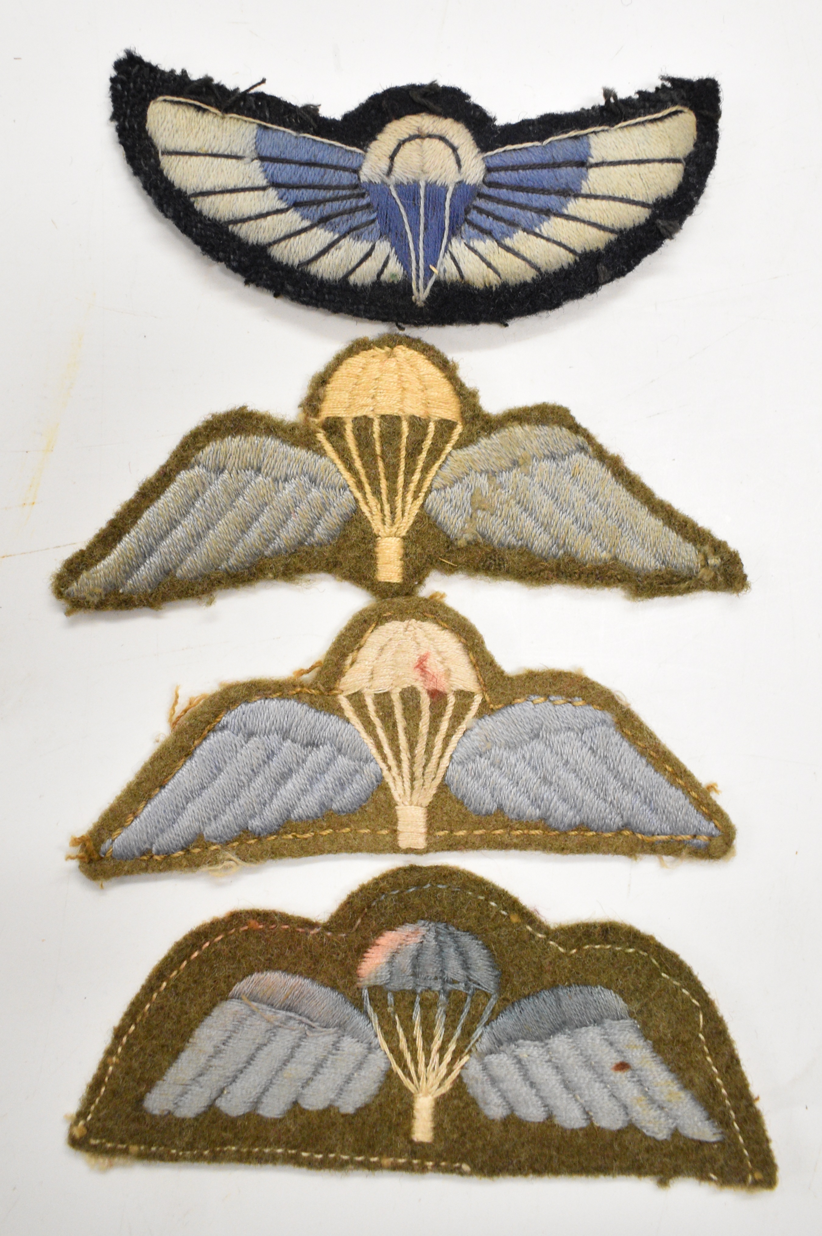 Approximately 80 cloth insignia, mainly RAF, Air Force, Airborne and ...
