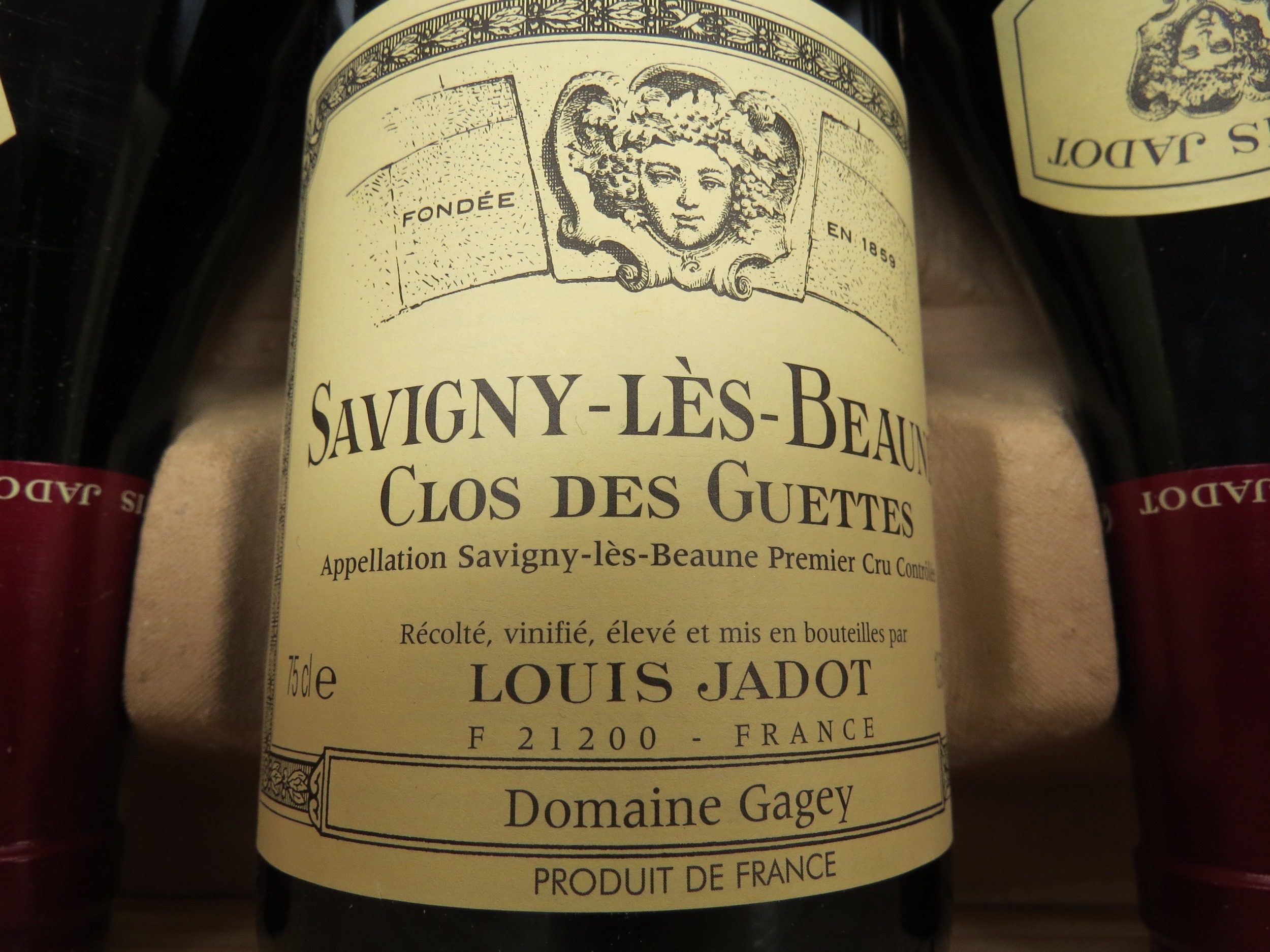2010 Louis Jadot Domaine Gagey Clos des Guettes Rouge, Savigny-les ...