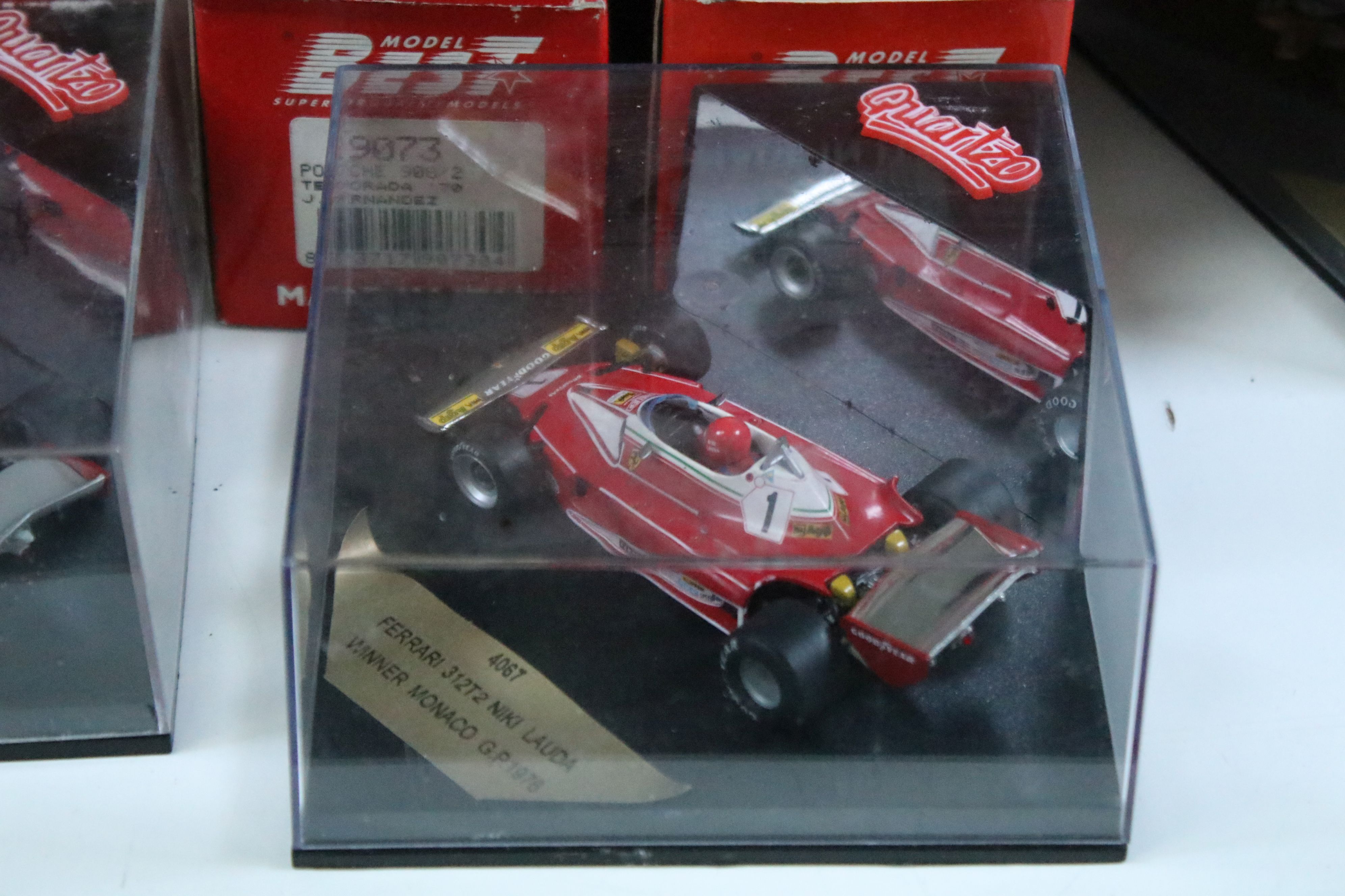 39 Boxed / cased diecast models to include Quartzo, Deetail Cars and ...