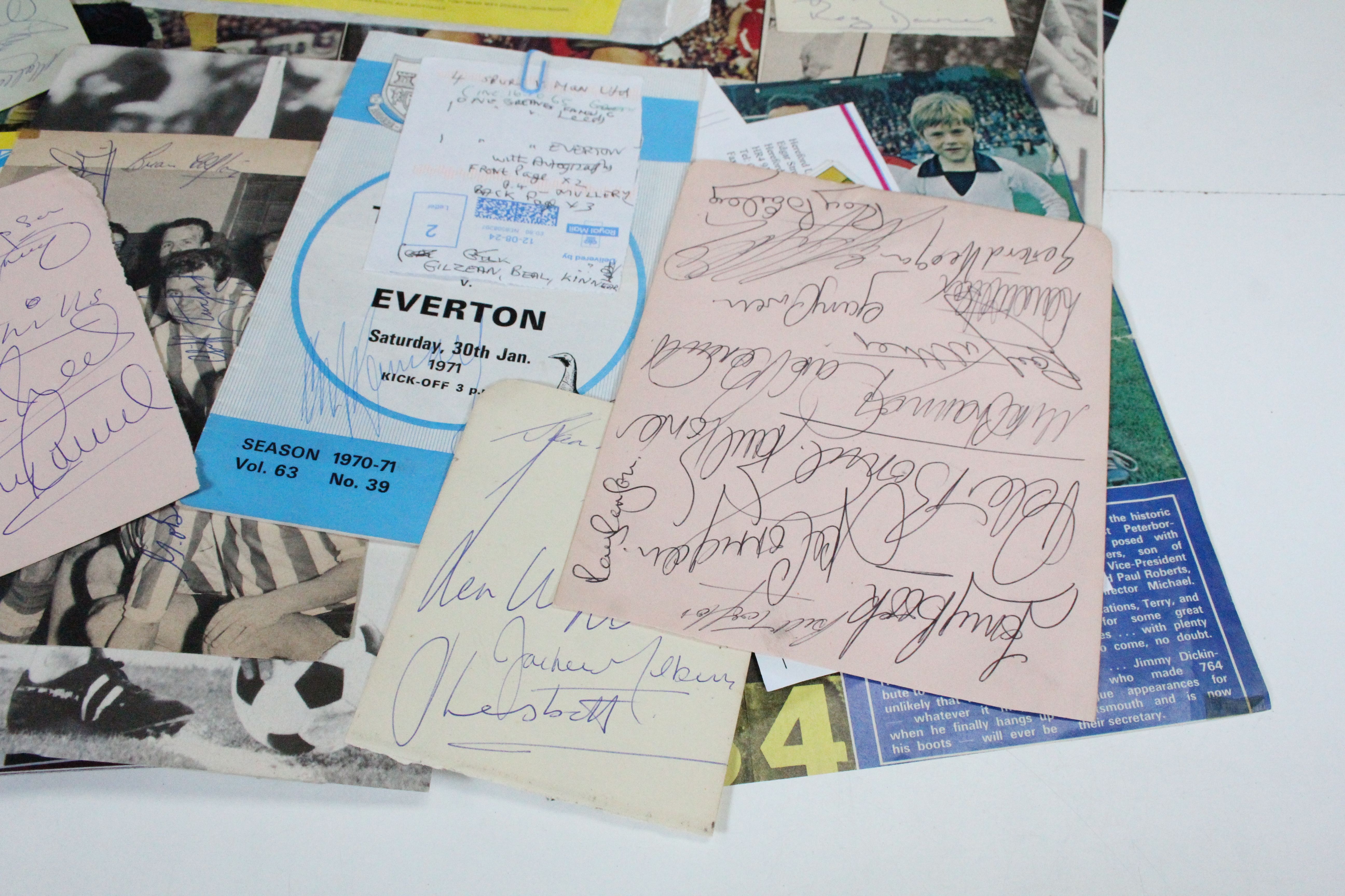 Football Autographs - Large collection of vintage football autographs ...