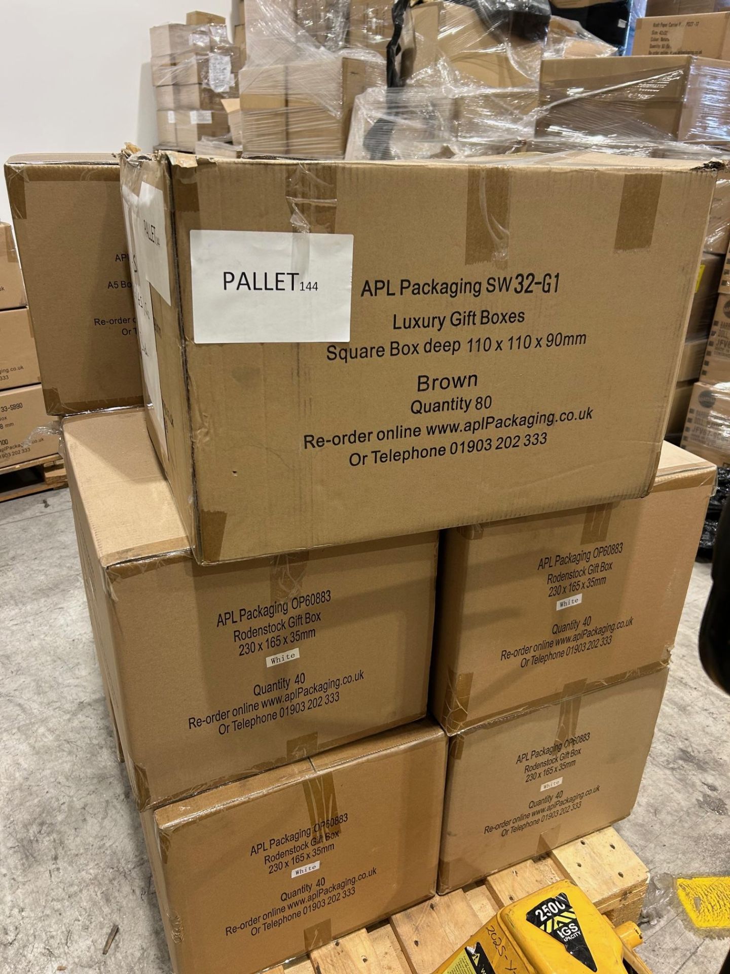 TRADE PALLET TO CONTAIN 380x BRAND NEW ASSORTED GIFT BOXES. (PALLET 144 ...