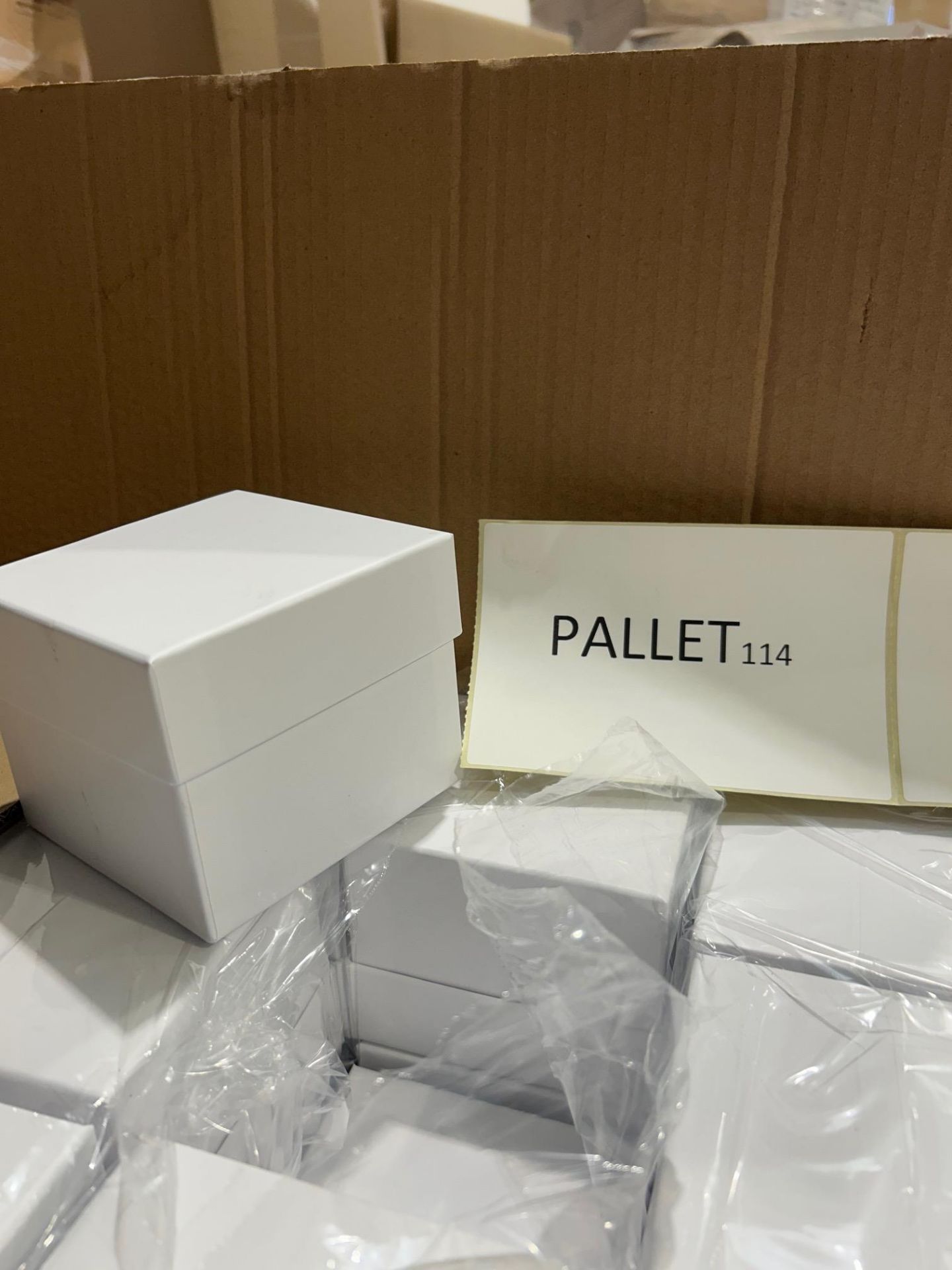 TRADE PALLET TO CONTAIN 240x BRAND NEW LUX A5 SHALLOW BOX ...