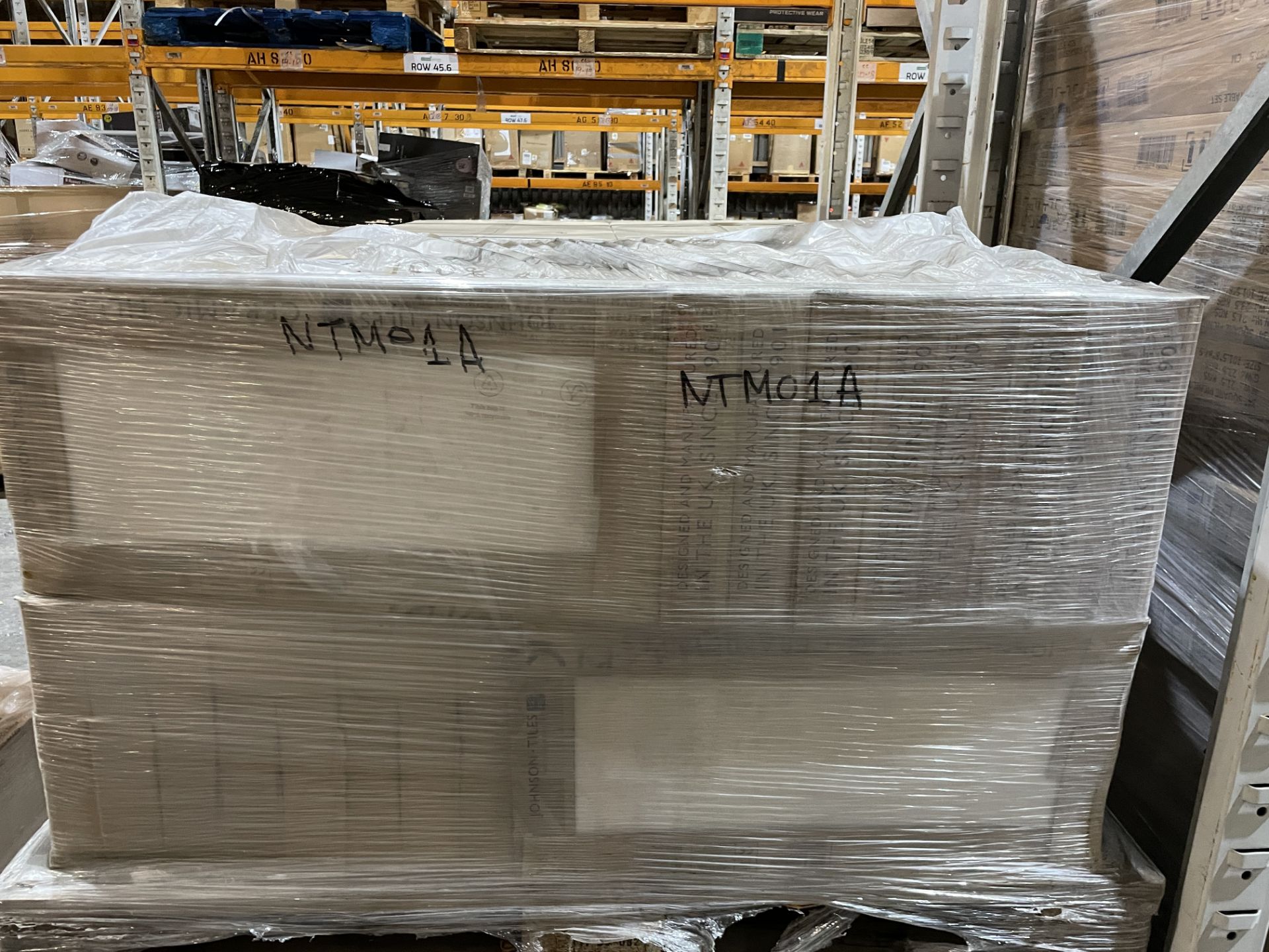 Pallet to Contain 40 x Packs of Natural Tones Marble Effect Tiles. Size ...