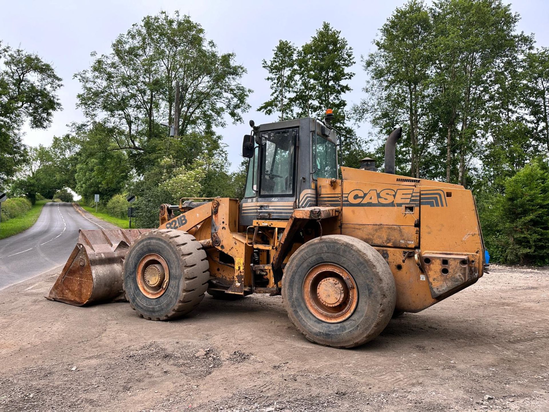 VC00050 Information from the seller: CASE 821B LOADING SHOVEL WITH ...