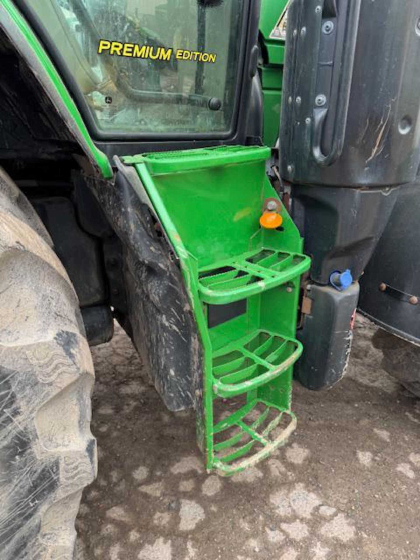 VC00017 F Information from the seller: 2019 John Deere 6145r Tractor ...
