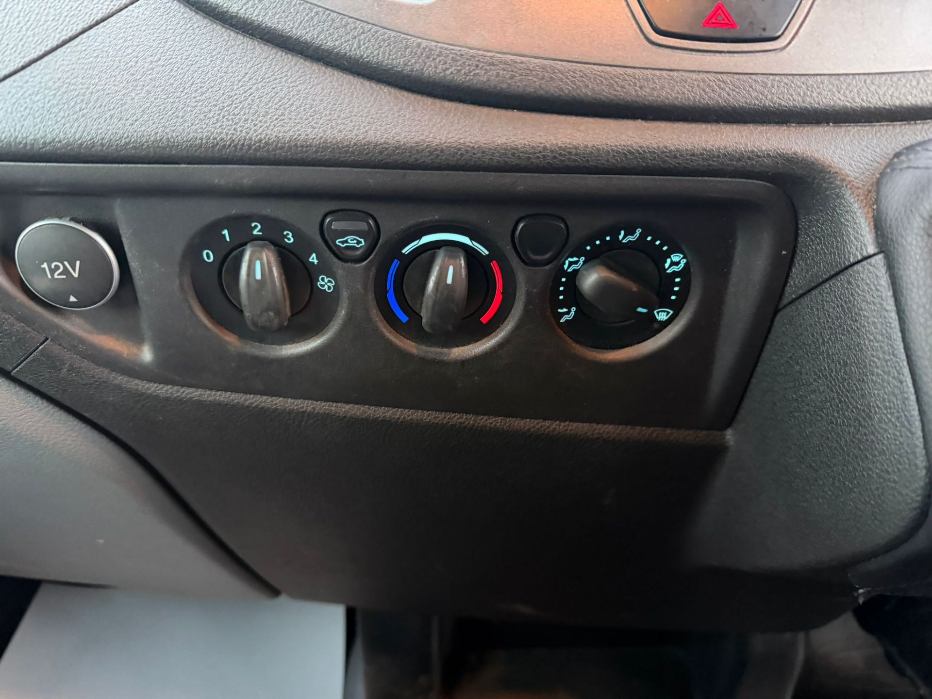 VC00002 Reg: LB67 EOA Information from the seller: 2018 67 Ford Transit ...