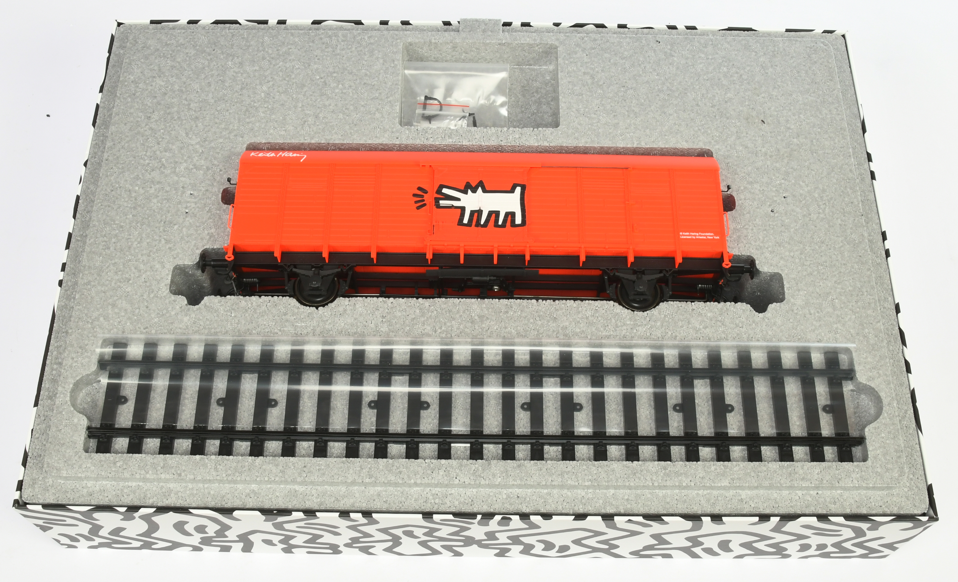 Marklin Gauge 1 Ref. 58931 Keith Haring Message Wagon. Item is still in ...