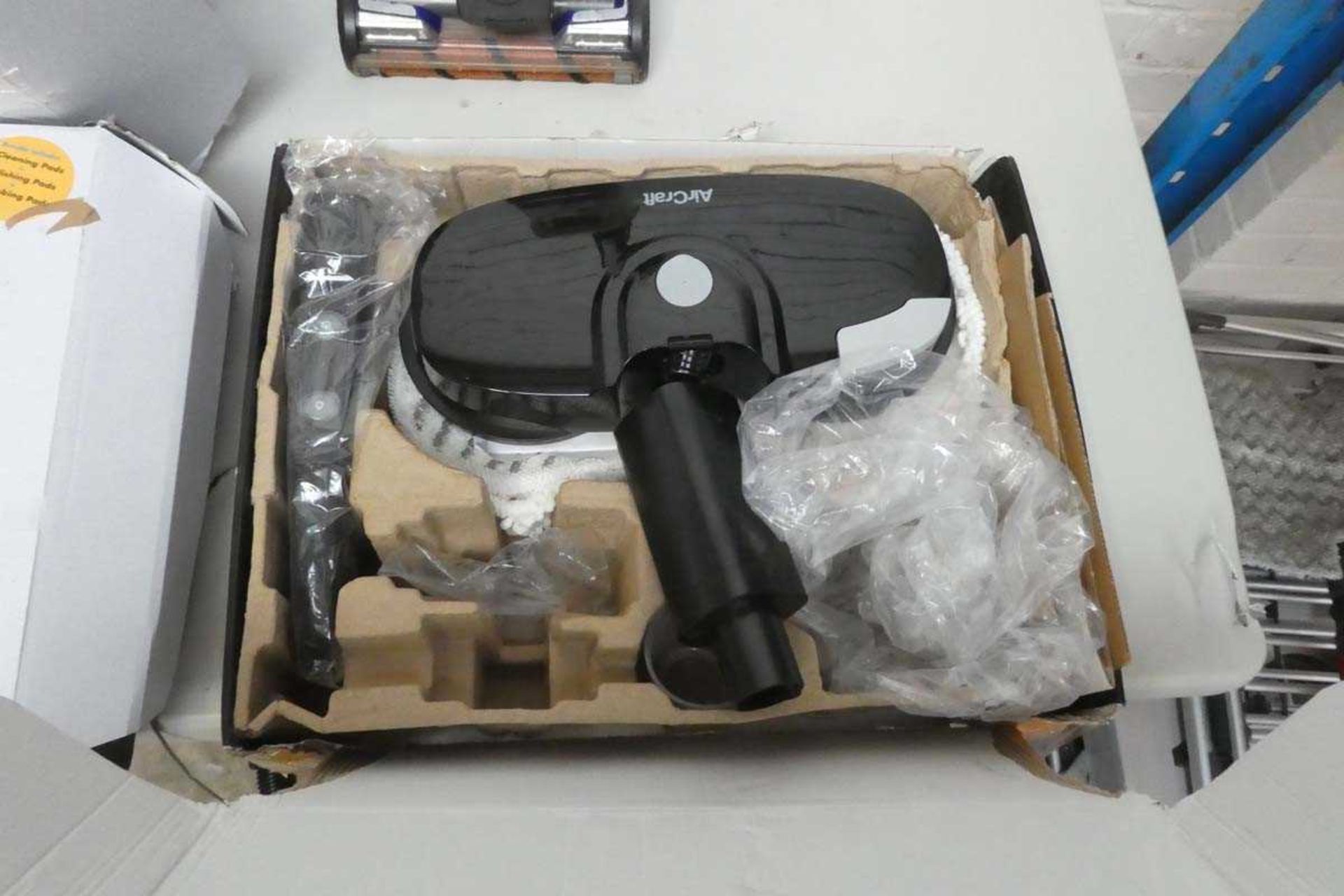 { Choice of lots: 2102, 2103, 2104, 2106, 2107 } +VAT Boxed Aircraft ...