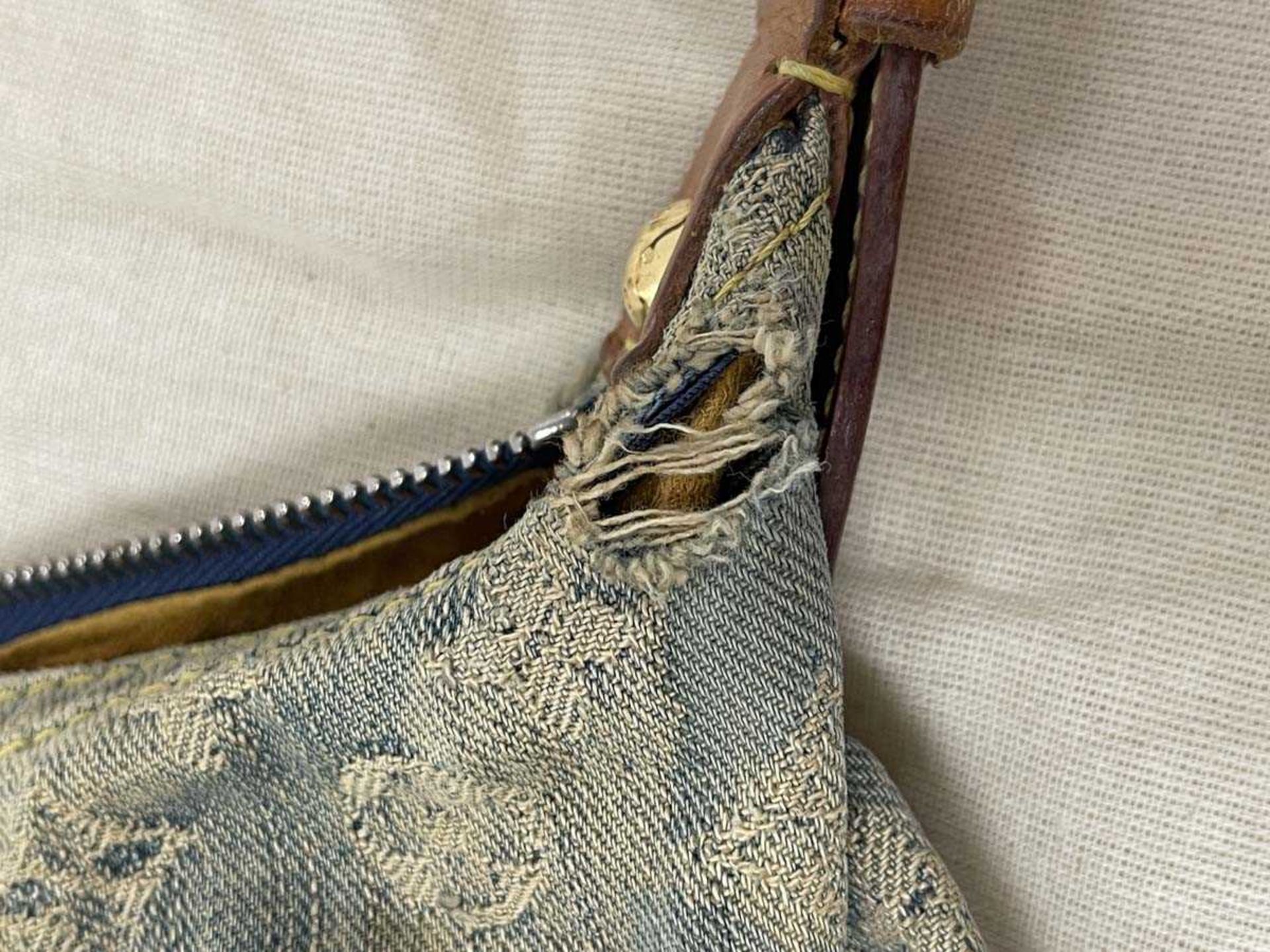 +VAT Vintage Louis Vuitton baggy blue denim monogram handbag (signs of ...