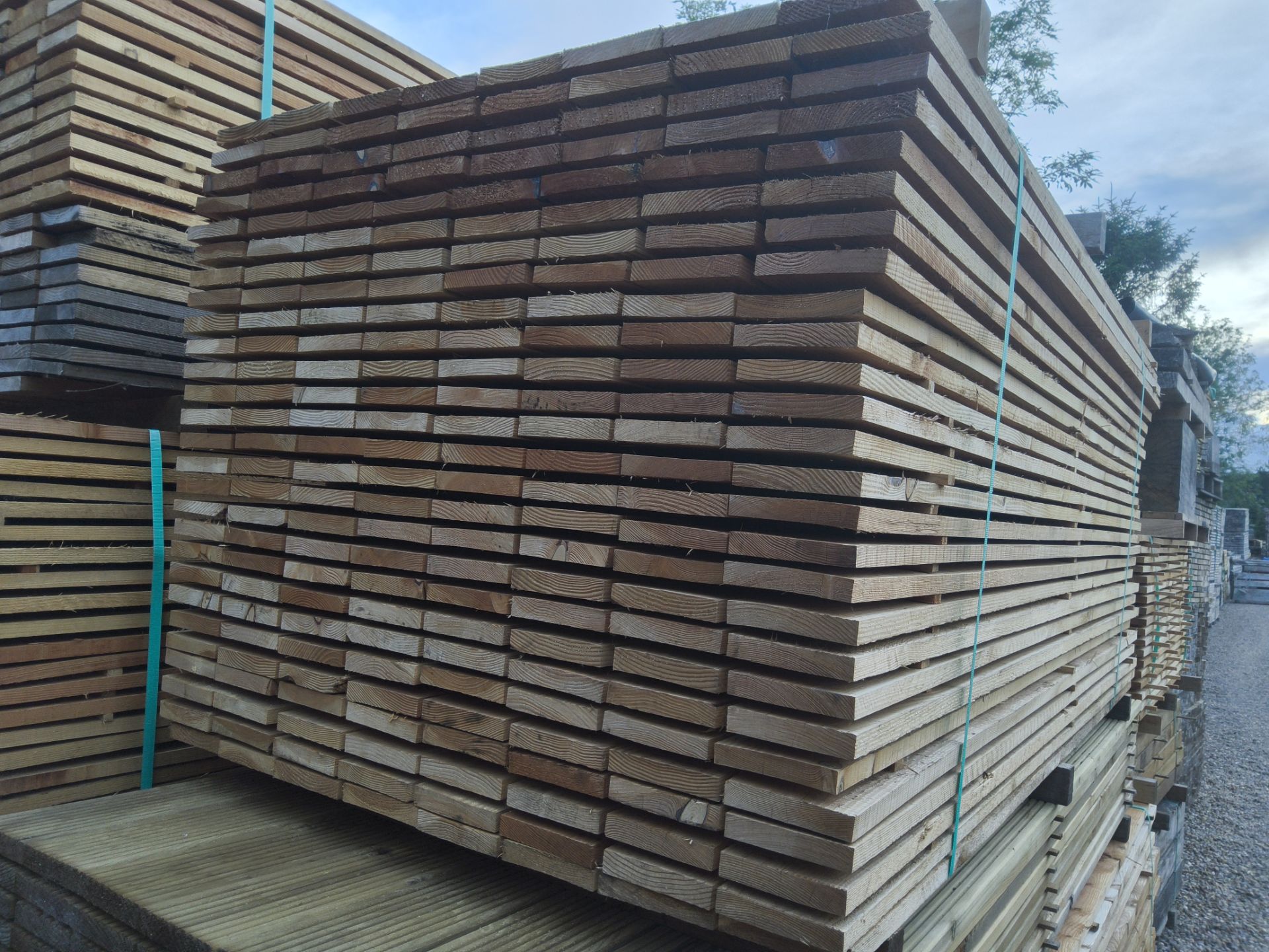 Title: 50x Softwood Fresh Sawn Mixed Larch / Douglas Fir Timber Boards ...