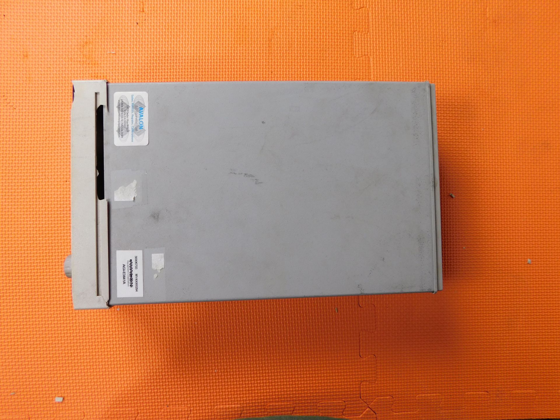 Keysight E3641A 35~60V/.8~.5A/30W PGMBL Power Supply This lot includes ...