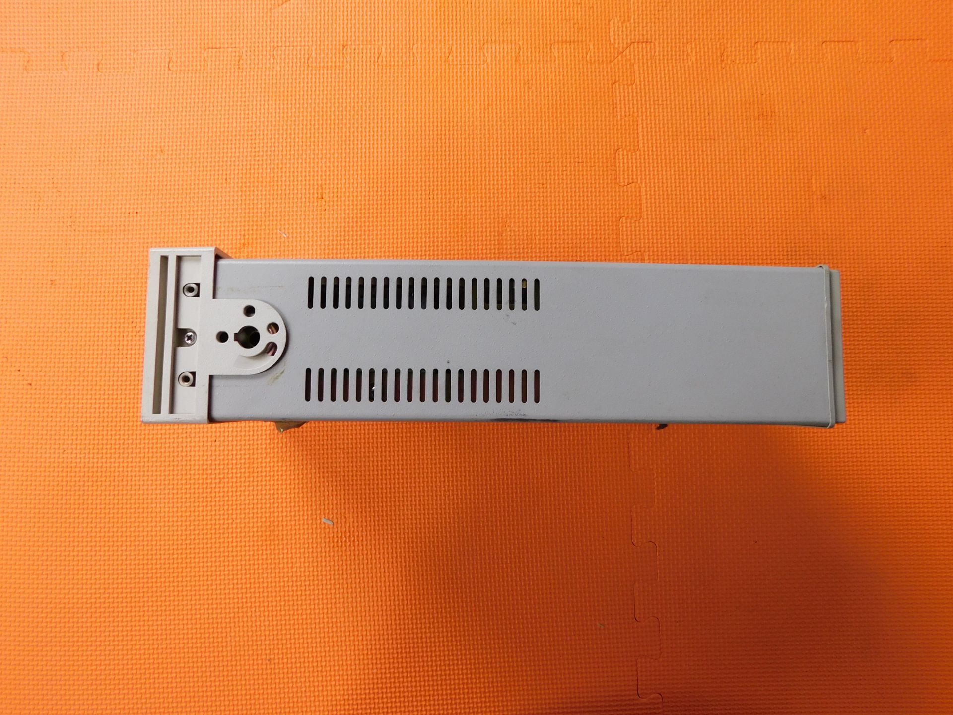 Keysight E3641A 35~60V/.8~.5A/30W PGMBL Power Supply This lot includes ...